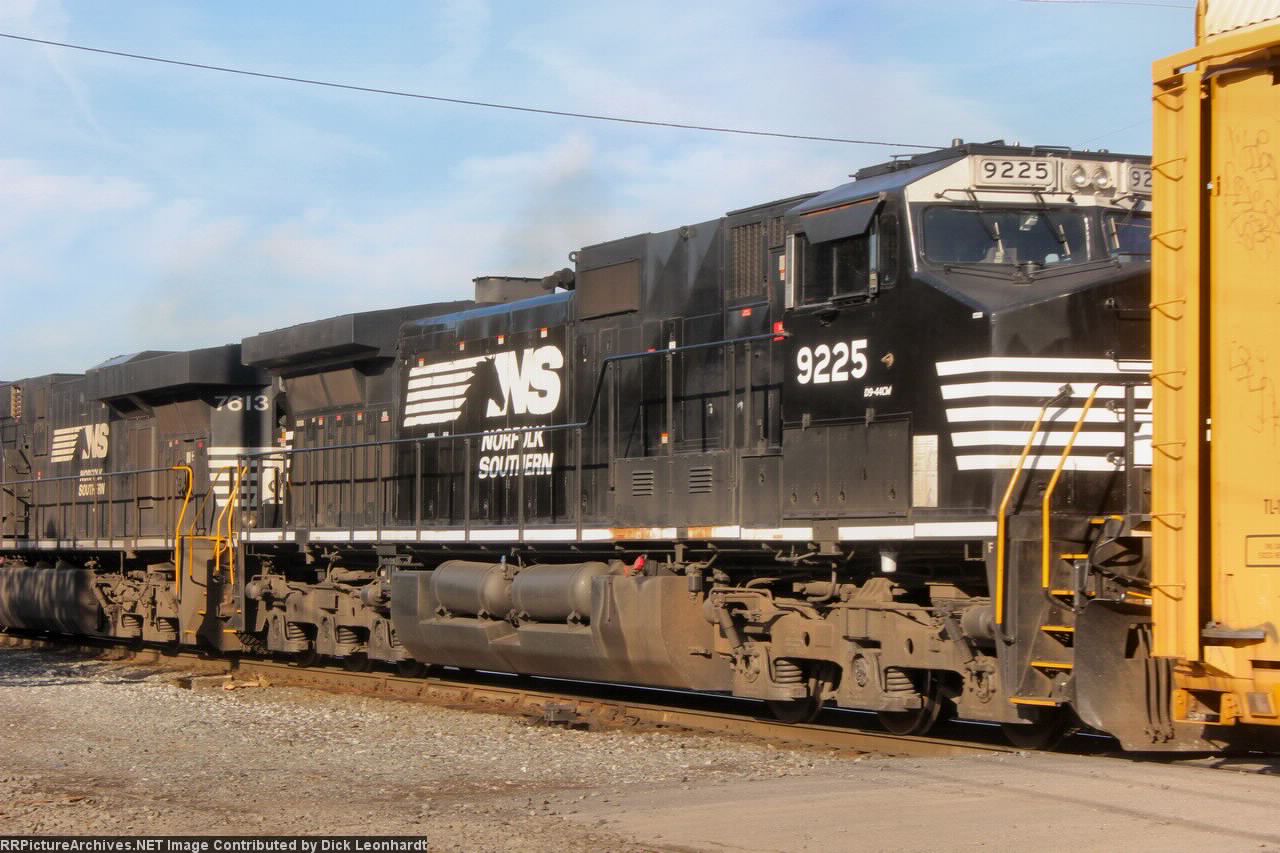 NS 9225